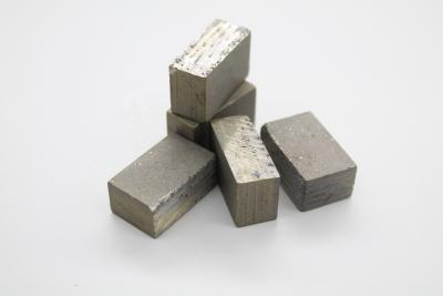 Cina Dispositivo di taglio di lava per diamanti a forma piatta per graniti e andesite a punta di lama di 1800 mm in vendita
