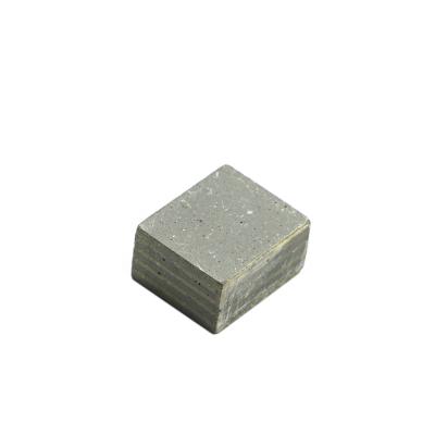 中国 24*12.5*20mm 超柔らかい石板の磨き道具のためのフラット形ダイヤモンドセグメント 販売のため