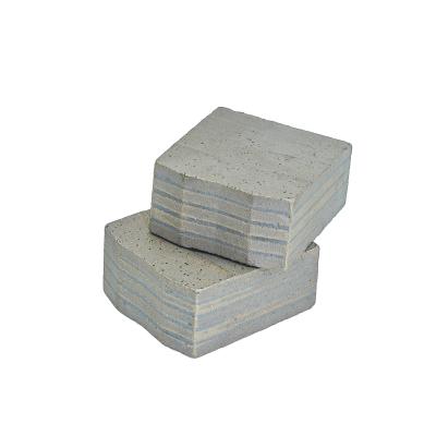 Cina Segmenti di diamanti di tipo M personalizzati 24*11.6/12.4*20 mm per il taglio di piastrelle di blocchi di granito in vendita