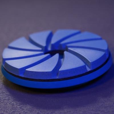 Cina Pad di lucidatura in resina a chiusura di lumaca da 125 mm personalizzato per disco di macinazione del granito in vendita