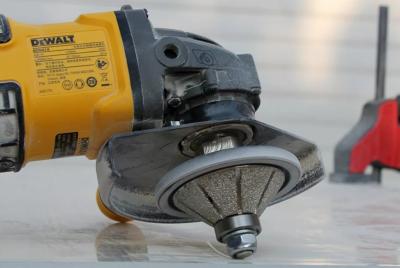 China Stabiele prestaties Abrasive Pad Vacuum Brazed Edge Profile Wheel Diamond Router Bits voor steen Te koop