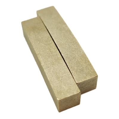 Cina Taglio di marmo 40*8*8mm Segmento sandwich di diamanti con colore giallo in Messico in vendita