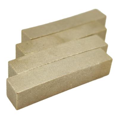 Cina Taglio di marmo 40*8*8mm Segmento sandwich di diamanti con colore giallo in Messico in vendita