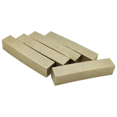 Cina Taglio di marmo 40*8*8mm Segmento sandwich di diamanti con colore giallo in Messico in vendita