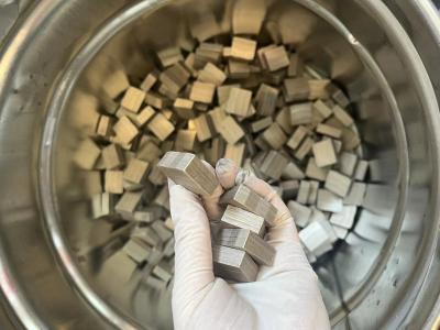 Cina Segmenti di diamanti OEM personalizzati per la sabbia di basalto duro in Messico a prezzi accessibili in vendita