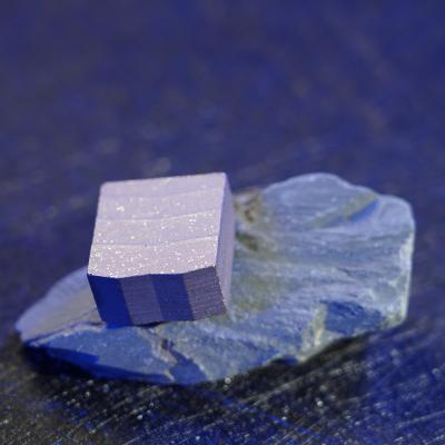 Cina Saldatura ad alta frequenza segmenti di diamanti a lame da sega da 800 mm per il taglio del granito di andesite in vendita