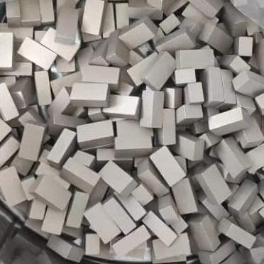 Cina Segmento a lama singola di 900 mm Segmento di diamante sandwich per utensili da taglio in Vietnam Messico in vendita