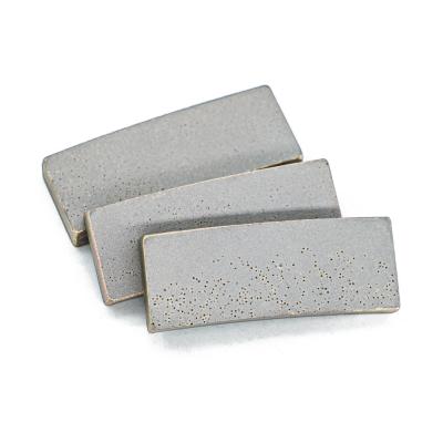 China Suporte personalizado OBM Melhores Ferramentas de Diamante 40*5*15mm Segmento de Diamante para Corte de Pedra à venda