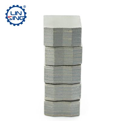 China 6.5MM Multi Blade Diamond Segment met koudperstechnologie en goede prestaties Te koop