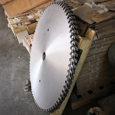 Cina Disco di taglio del diamante da 350/400/450 mm con maggiore efficienza e vantaggio delle prestazioni in vendita