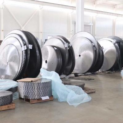 Cina Disco di taglio del diamante da 350/400/450 mm con maggiore efficienza e vantaggio delle prestazioni in vendita