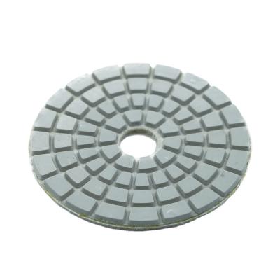 Cina Pad di lucidatura umida da 125 mm per la lucidatura di granito marmo pietra lastra di resina Pad vantaggio in vendita