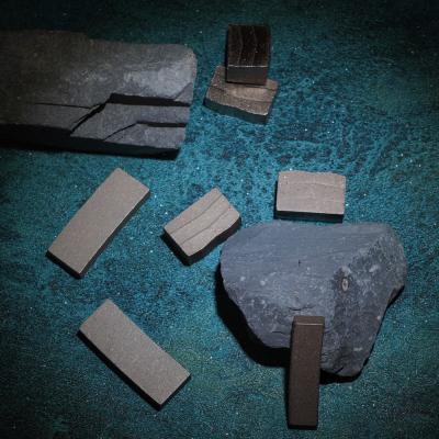 China Altura do segmento 13/15/20mm 450mm Máquina de prensagem a frio molhada de segmento de diamante na Indonésia à venda