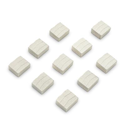 China Longo tempo de vida de moagem Segmento de corte de diamante Serra de corte de lâmina para bloco de pedra à venda