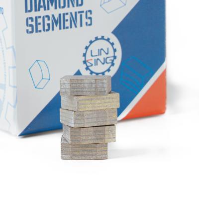 Cina Mercato 1500mm Lama di seghe di diamanti sinterizzante segmento di diamanti M forma per il taglio del granito in vendita