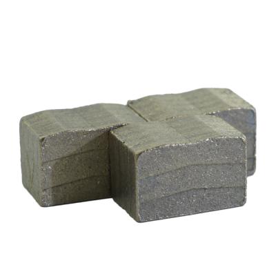 Cina Segmenti di diamanti a tre lame supportati da OEM per il taglio di pietre minerarie 22*15,6/16,4*15 mm in vendita