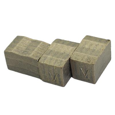 China Segmento de diamante de lâminas duplas brasadas de alta frequência para corte de granito 22*13,1/13,9*15mm à venda