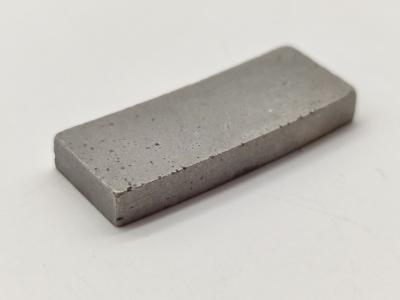 China Segmento de Diamante de Tipo de múltiplas camadas para corte de basalto na Indonésia 450 mm 1200 mm 1600 mm à venda