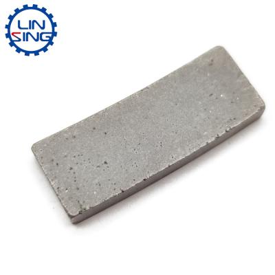 China Segmento de Diamante de Tipo de múltiplas camadas para corte de basalto na Indonésia 450 mm 1200 mm 1600 mm à venda