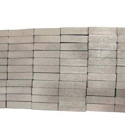 China Marble Cutting Tip 30*8*10mm Copper Bond Diamond Segment para 1200mm Blade Limestone à venda
