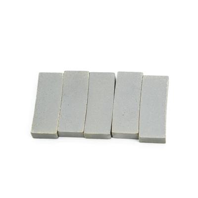 China 40*7*15MM Diamantsegment voor diamantenzaagbladen lassen met hoogfrequente brazen Te koop
