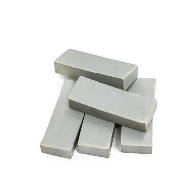 China 40*7*15MM Diamantsegment voor diamantenzaagbladen lassen met hoogfrequente brazen Te koop