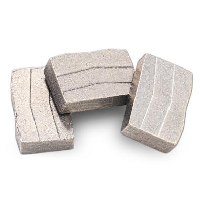 Cina Mercato globale Segmento di diamanti di grado A per il taglio del granito con lame a seghe multiple 2200 mm in vendita