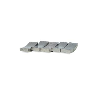 中国 直径 mm/インチ 28-127mm ダイヤモンドコア・ドリルビット・セグメント 販売のため