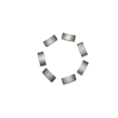 China Ferramentas de moagem de diamantes em forma de núcleo de diamante Segmento de broca para moagem de concreto à venda