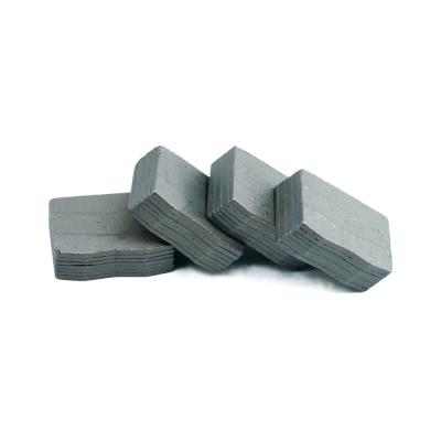 China Segmento de diamante multiblade para máquina de corte italiana de alta frequência à venda