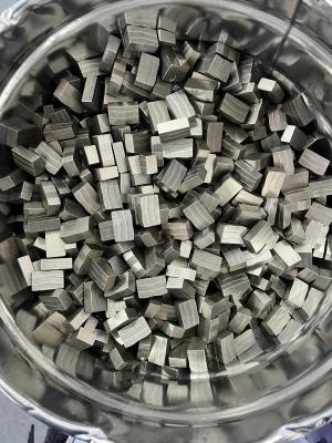 Cina OEM personalizzato D1300MM Diamond Segment Punti con polvere di metallo e polvere di diamanti in vendita