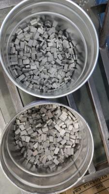 Cina 6.5mm segmento di diamante multi disco Lo strumento perfetto per il taglio del granito 24 * 7.6/8.4 * 15 mm in vendita