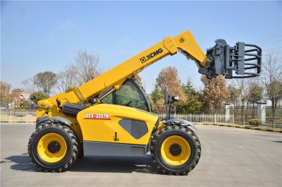 China Confortable XC6-3007 Telescopic Telehandler Forklift forklength 1200mm with Deutz engine for sale
