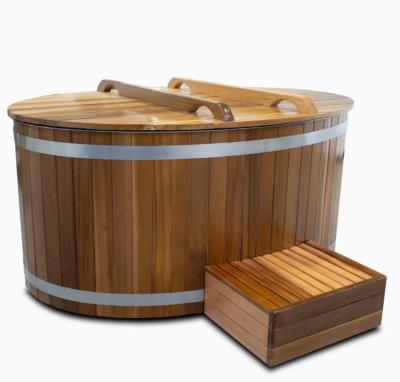 China Oval Red Cedar Ice Bath Bucket with High Power Chiller for sale