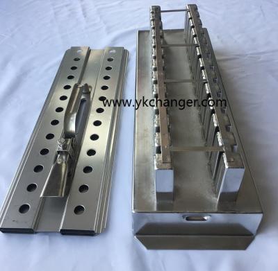 China Cube ice pop molds long cub ice lolly moulds small cubic shape popsicle molds with stick holder for sale