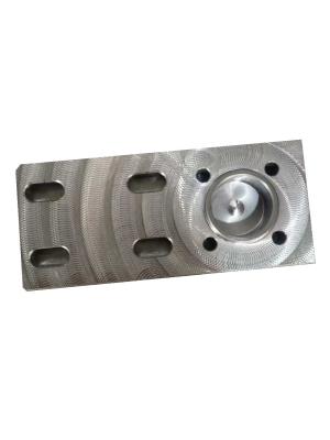 Cina 14 Years Factory Experience Customized CNC Machinery Precision Machining Spare Parts for Car in vendita