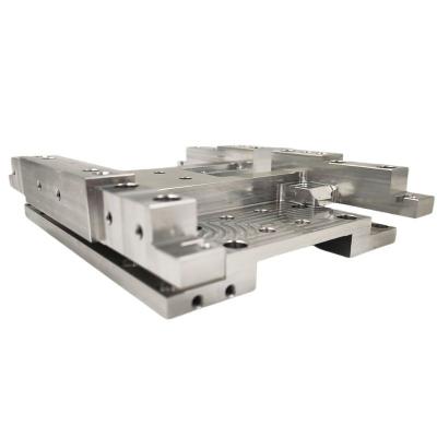 Cina China 14 Years Manufacturer Custom CNC Precision Machining Spare Parts of Motorcycle in vendita