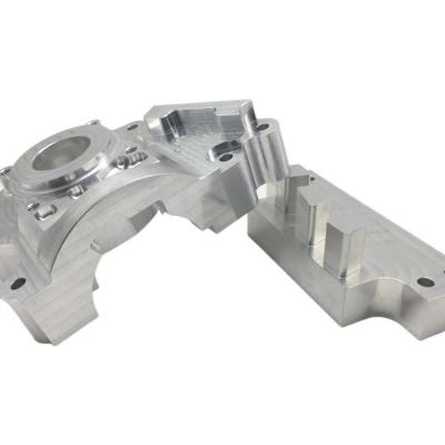 China Fabrieksprijs Aanpassing van de precisiematerialen CNC-draai- en freesmachines Te koop