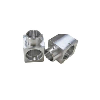 Cina Custom Precision Aluminum/Stainless Steel/Brass/Plastic CNC Machinery Machining Hardware Part of Auto/Medical/Motorcycle in vendita