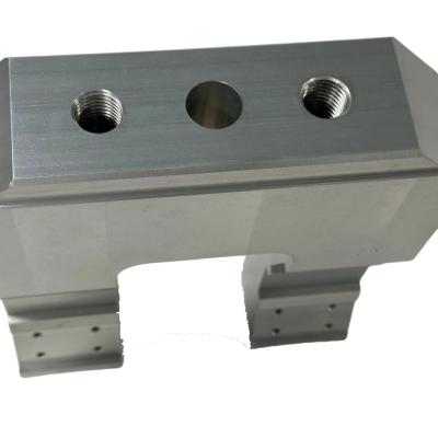 Cina Precision CNC Anodized Aluminum Machining Parts Fabrication Service in vendita