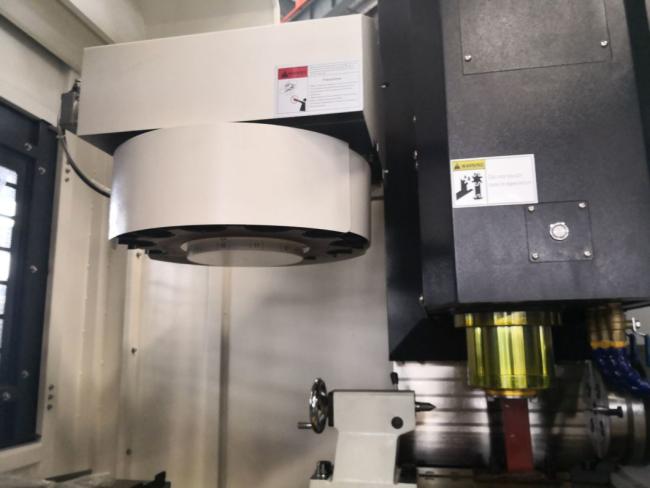 High Precision CNC Milling Machine Center Vmc850L
