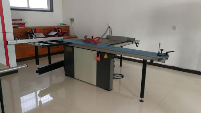 Heavy Duty Woodworking Sliding Table Saw Mj2330e
