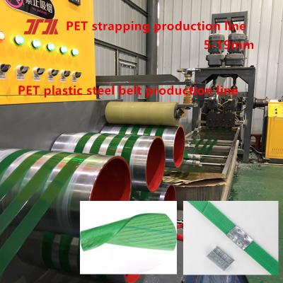 Cina 9-32mm linea di produzione di cinture di plastica in PET in incisione verde personalizzata con controllo automatico PLC in vendita