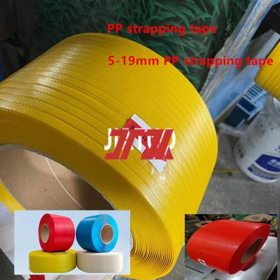China Verschaffing van 5-19 mm PP-band voor het aanspannen van PP-polypropyleenband voor het aanspannen van automatische banden voor een hoge plasticiteit for sale