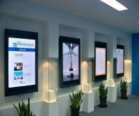 China 27 inch digital advertising totem LCD poster with split display function for sale