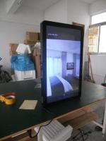 China 27 inch digital advertising totem LCD poster with split display function for sale