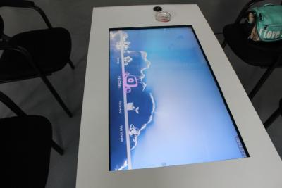 China 43 Zoll Interaktiver Multi-Touch-Tisch zu verkaufen