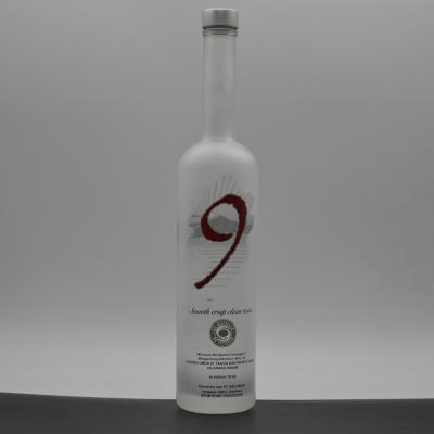 Cina Materiale del colletto Vetro Stampa su misura Spiriti congelati Ciroc Bottiglie di vodka 700ml 750ml in vendita