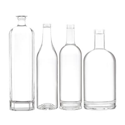 Super Flint Glass Material 700ml Glass Rum Bottle for Beverage and Luxury Design