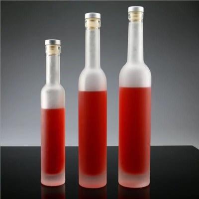 Cina Tipo di tenuta del sughero Vetro trasparente Vino liquoroso Whisky Vodka Tequila Bottiglia 200ml 375ml 500ml 750ml 1000ml in vendita